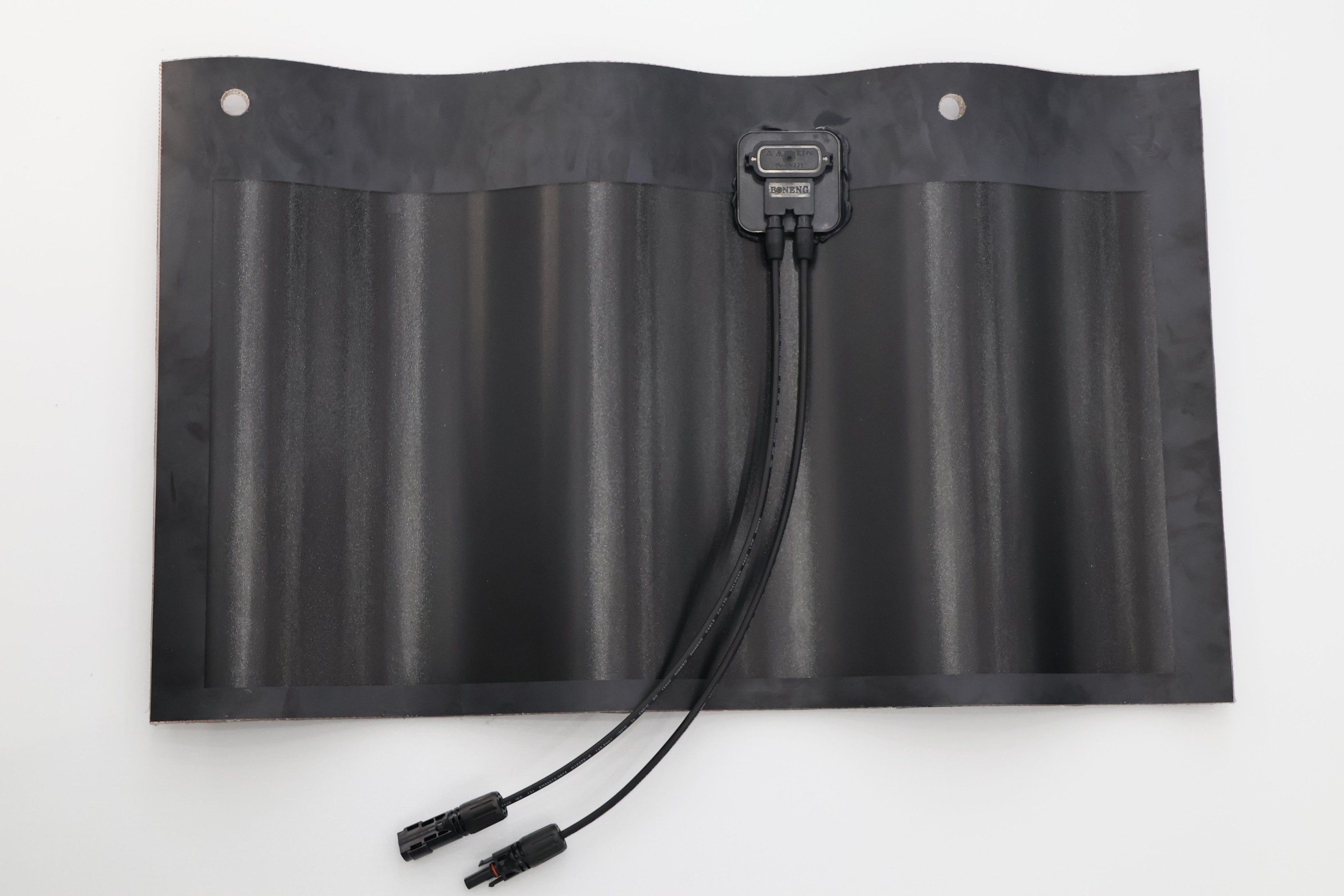 High Efficiency Curved Solar Roof Tiles 50W BIPV Solar Power Tiles