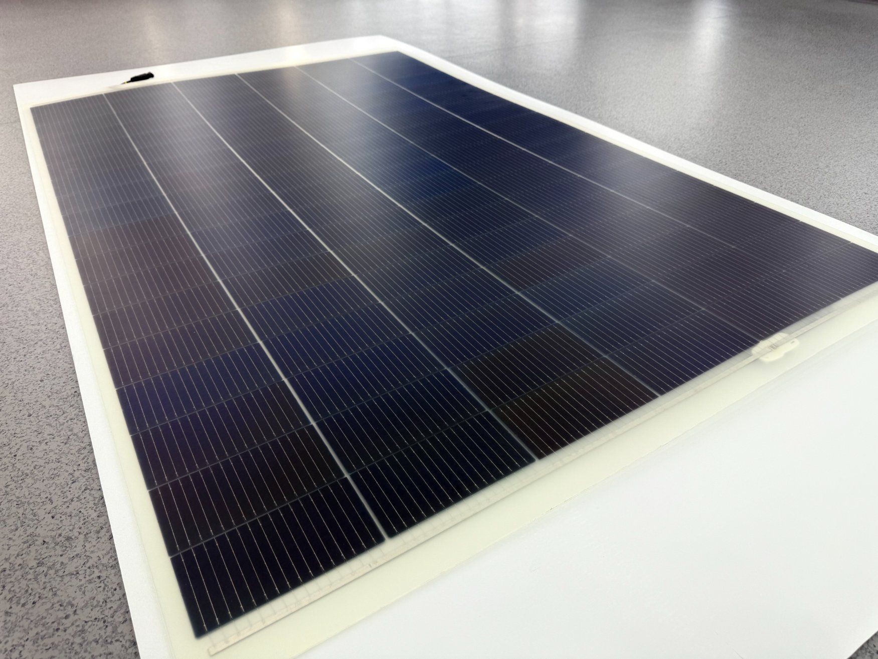 Efficiency 330W Monocrystalline Flexible Solar Panel for Soft Solar ...